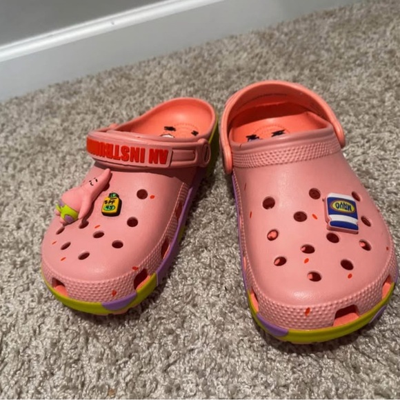 CROCS | Shoes | Crocs Pink Patrick | Poshmark